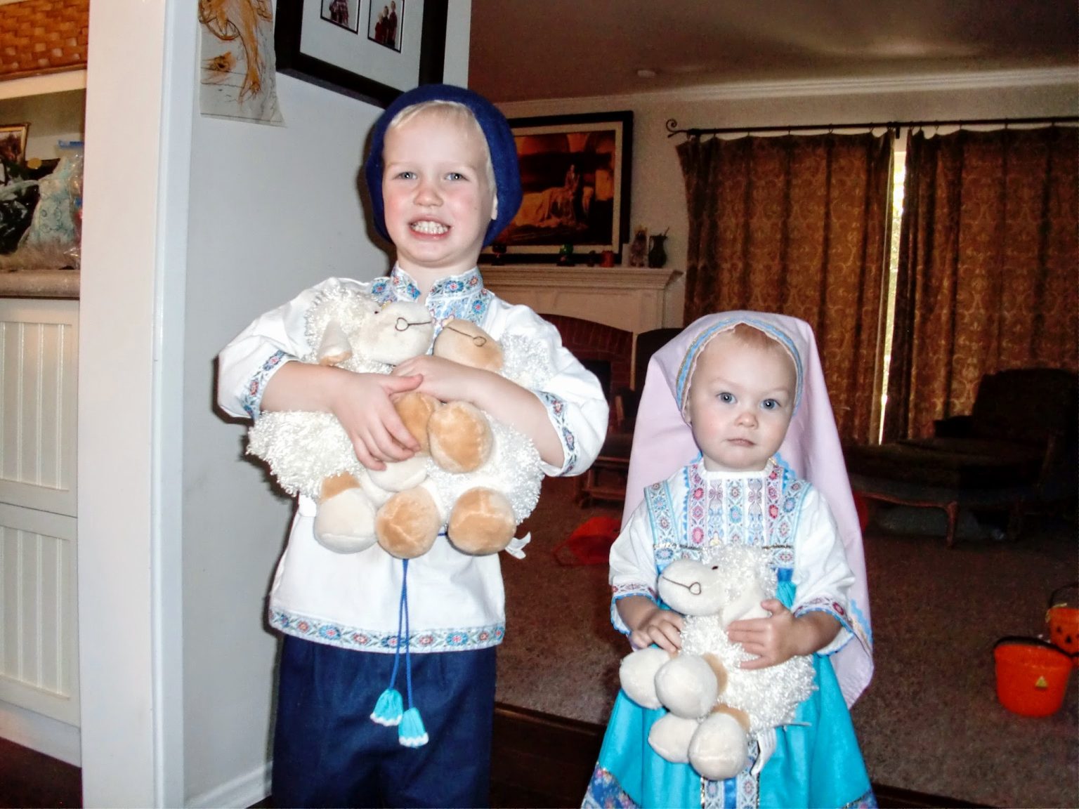 20 Easy Saint Costumes Made of T-Shirts! - Catholic All Year