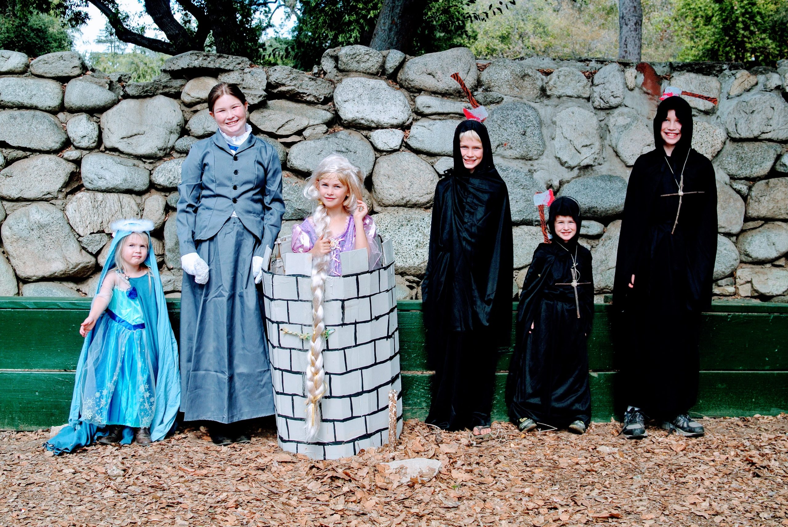 20 Easy Saint Costumes Made of T-Shirts! - Catholic All Year